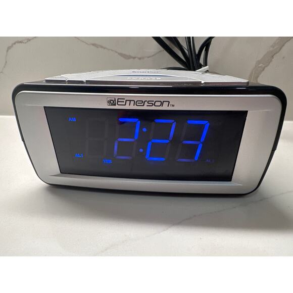 Emerson | Other | Emerson Dual Alarm Clock Smart Set Digital Blue Big ...